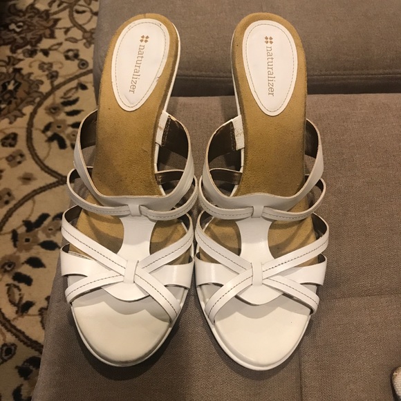 Naturalizer | Shoes | The Cutest White Wedge Sandals Excellent Find W ...